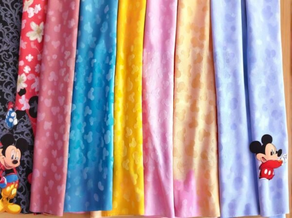 Lycra Spandex Fabric vs. Polyester Blends: Which is Better for Activewear?